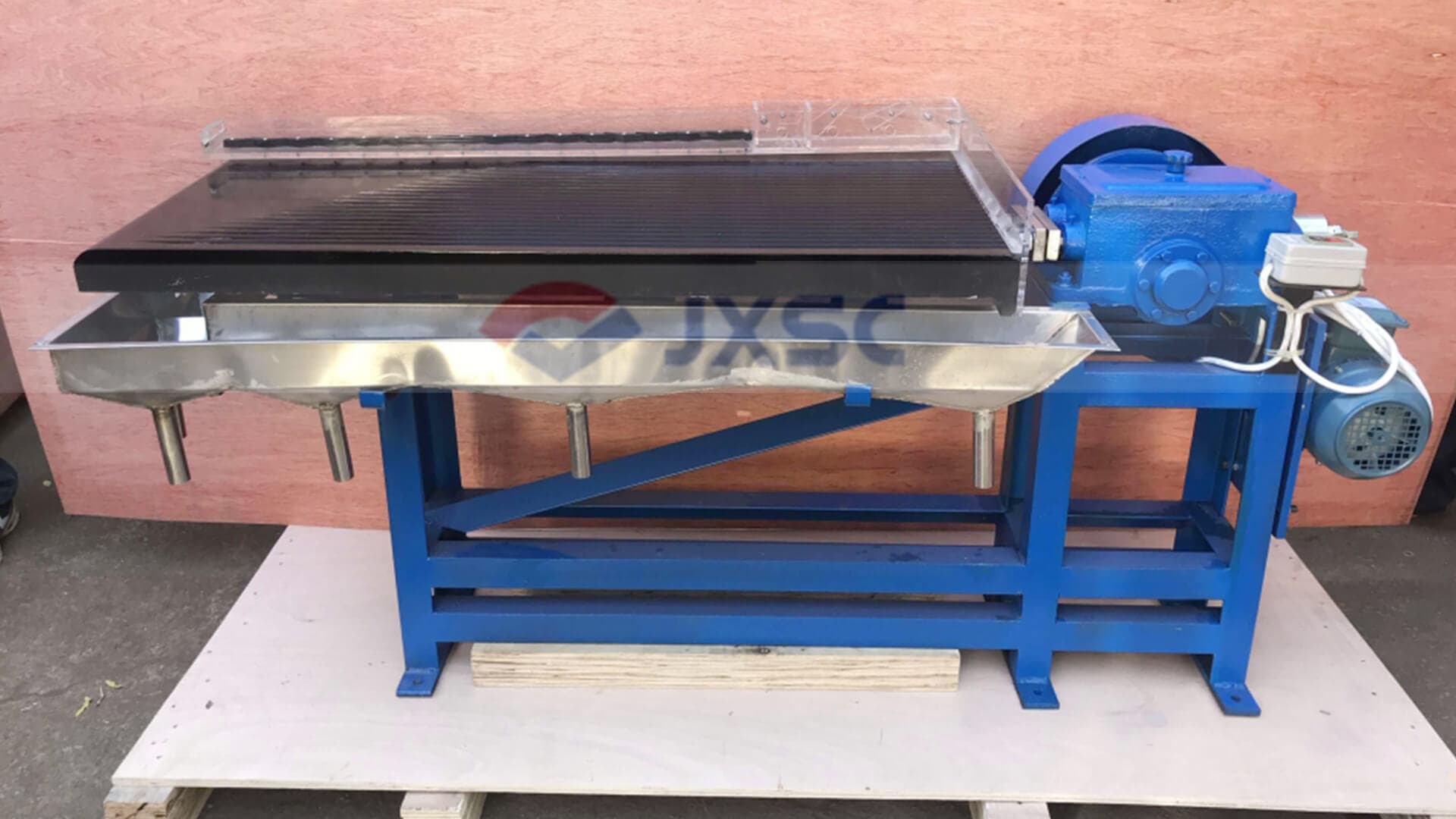 实验室选矿中常用的摇床，有哪两款？ - 江西亚非国际矿冶研究有限公司